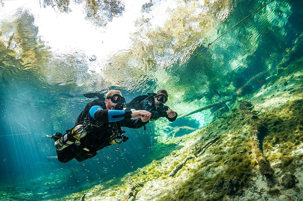 Why Dive Sidemount? - PADI Pros