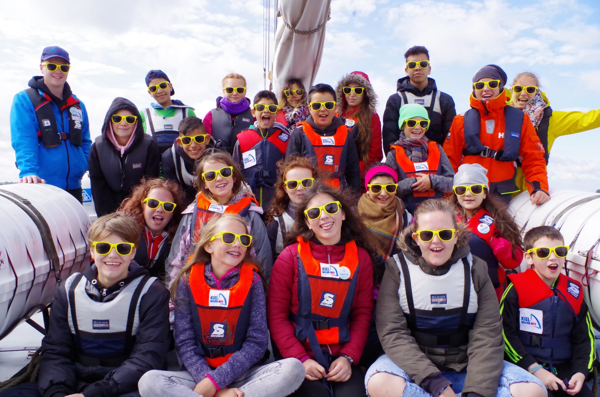 Sailing Kids - PADI Pros