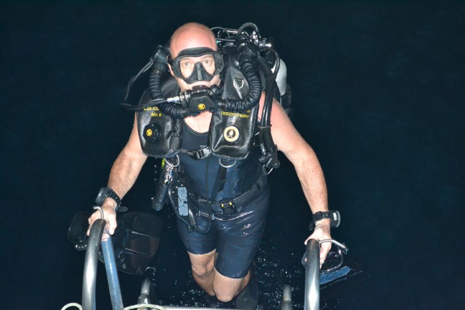 Kiwi Diver PADI 5 Star IDC Receive PADI 2012 "Diver Retention Award ...