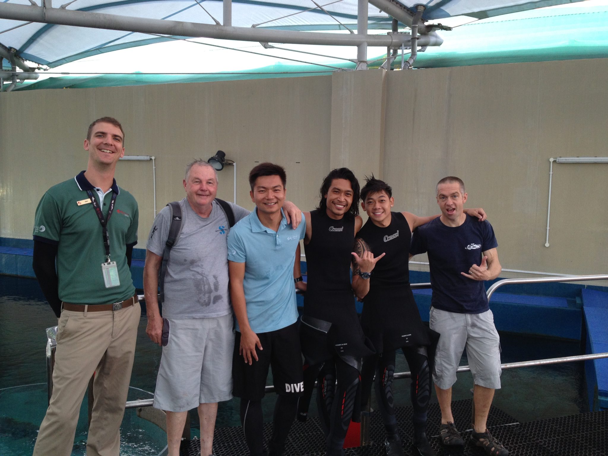 Sentosa World Resorts Marine Park visit - PADI Pros